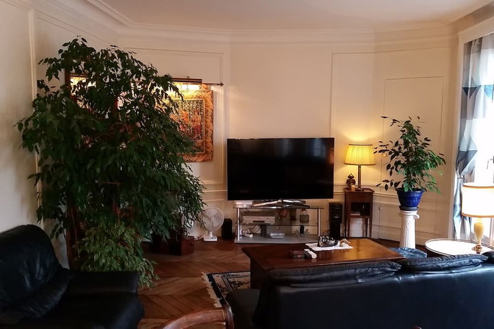 Next To The Parc Moceau,superb 98sqm Haussmannian Apartment With A 17m Balcony - Argenteuil