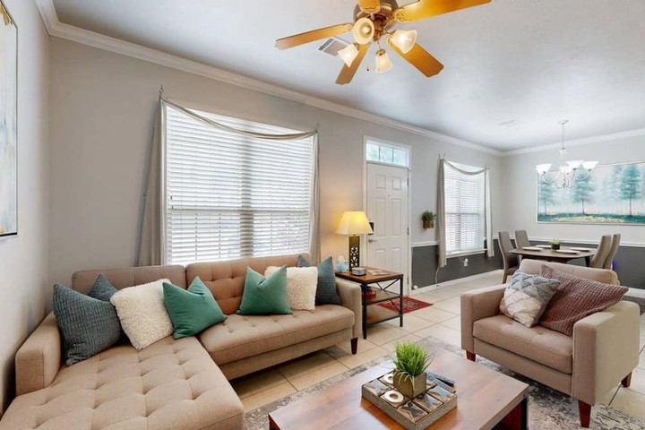 University Place - 3.5 Miles To Kyle Field, Pool Access! - Bryan, TX