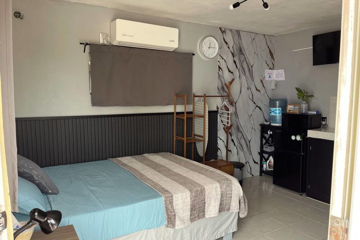 Pequeño Estudio Privado Con Wifi Ideal Para Trabajo Remoto - Chetumal