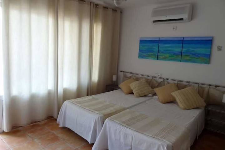 Es Pujols: Front-row Apartment With Jacuzzi (Et-19 Pl) - Formentera