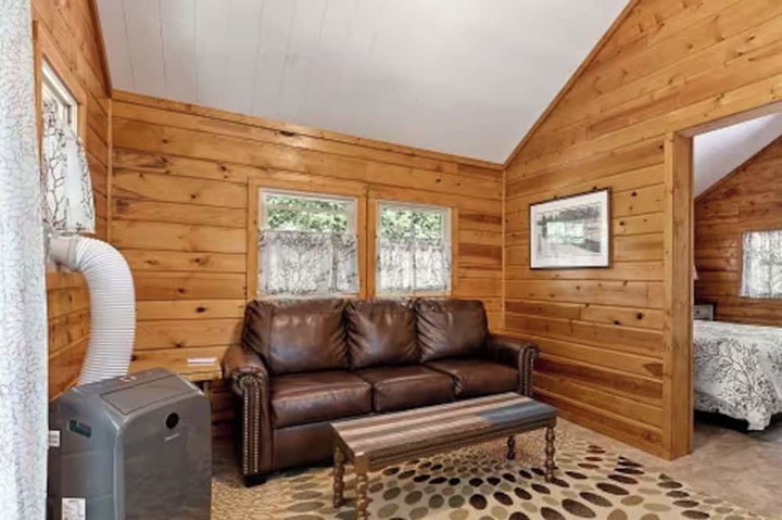 Ponderosaa - High Mountain Cabin - Spearfish, SD