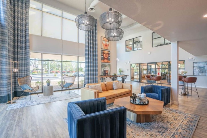 Heart Of Tempe Balcony, Pool, Gym, Wd, Parking - Gilbert, AZ