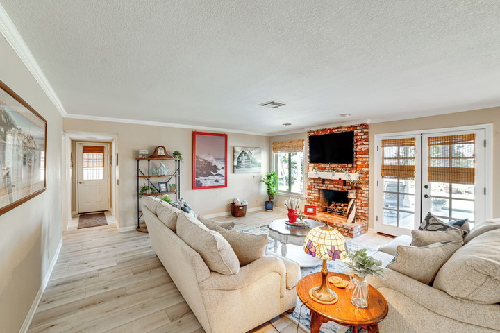 Pet-friendly Riverside Retreat W/ Private Spa! - Jurupa Valley, CA