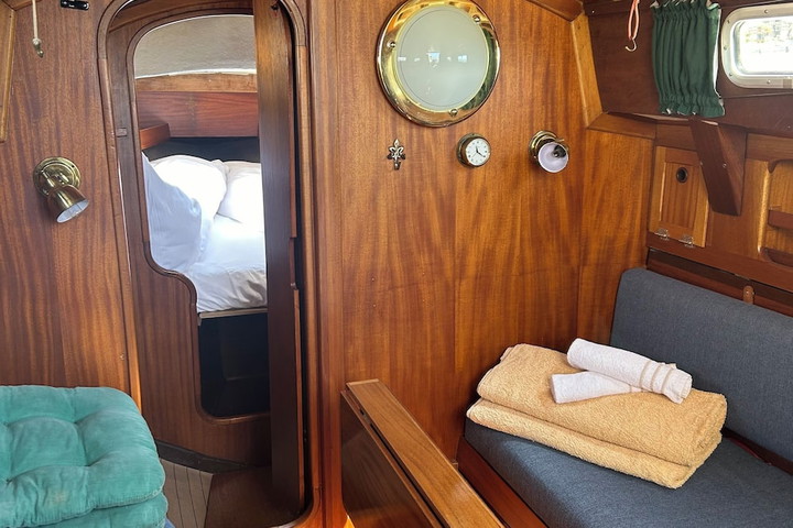 Nuitée En Bateau à Cala Del Forte - Menton