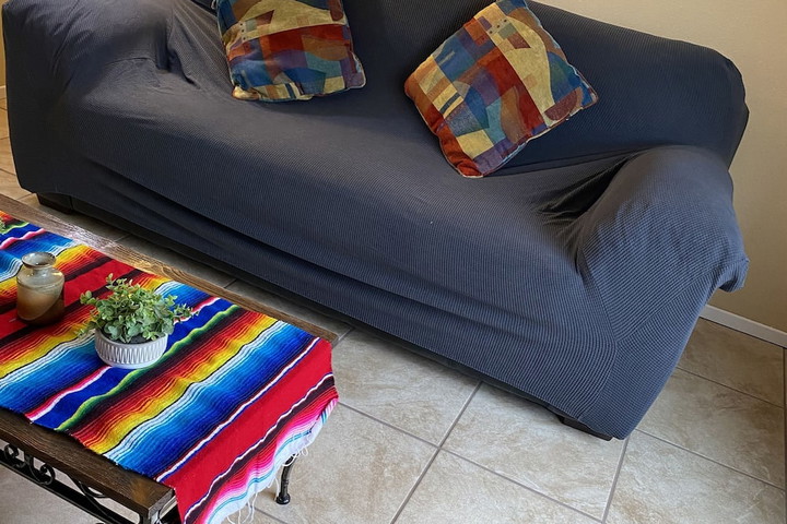 Stay With Us In Rio Rancho!  2 Real Queen Beds!  Super Duper Safe Area! - Rio Rancho, NM