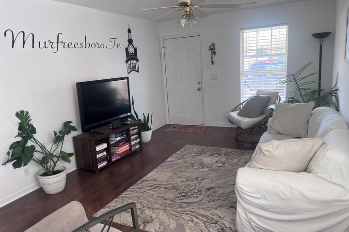 Cozy Home In The Heart Of Boro - Murfreesboro, TN