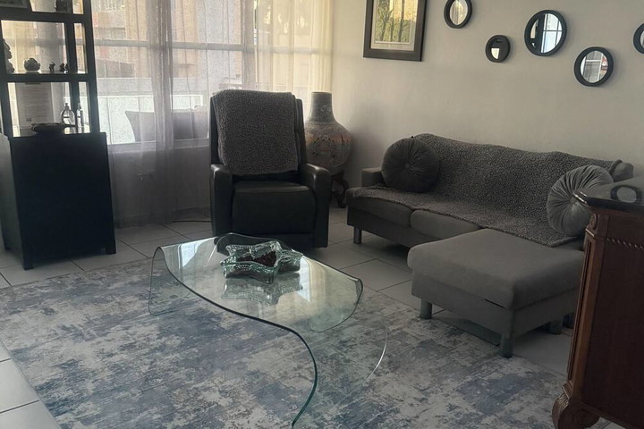 Fresh And Beautiful Residence In Levittown, Tb - Levittown