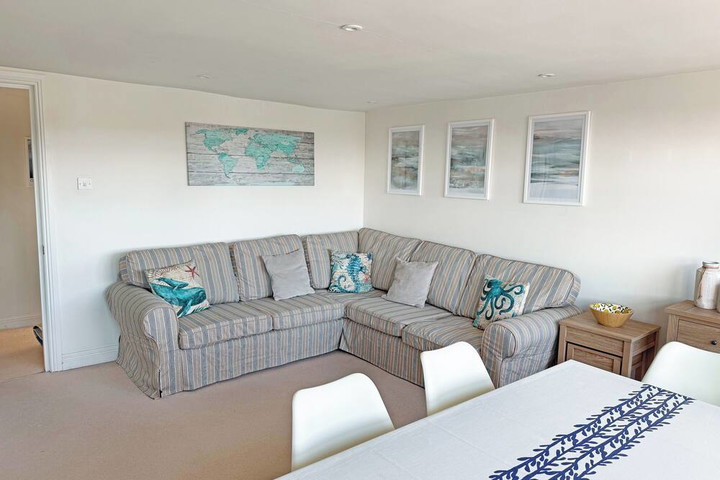 3 Bedroom Accommodation In Westbourne, Near Bournemouth - Poole
