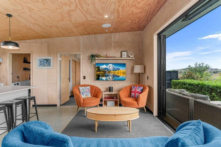 Hidden Treasure In Mangawhai Village + Ev Charger - Mangawhai