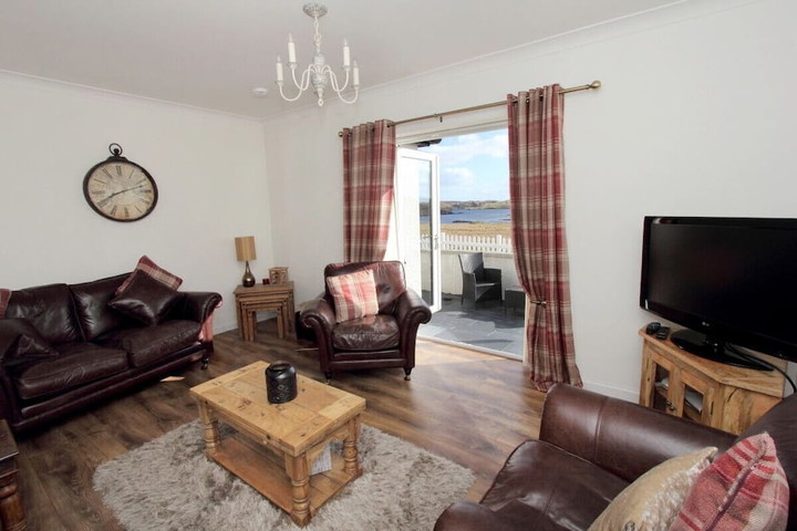 Dunraven, Family Friendly, With Open Fire In Stornoway - Harris