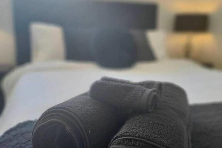 Stylish Townhouse In Cbd | 10 Min Walk To One Nz Stadium - West Coast