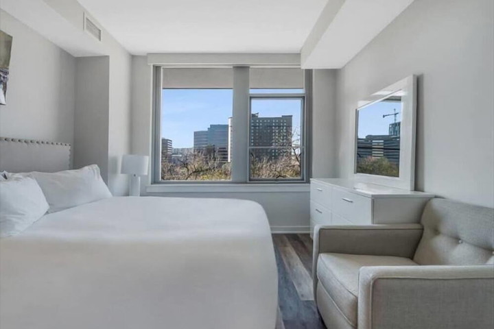 A Block To Metro | Kitchen + W/d | Reston Town Center - Fairfax, VA