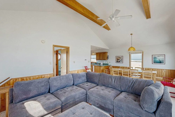 Stunning Dog-friendly Coastal Escape With Decks, Beach Access, & Amazing Views - Rodanthe, NC