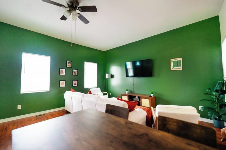 Cozy & Chic Getaway - In The Heart Of Rva  4bd 2.5ba  Sleeps 9+ - Richmond, VA