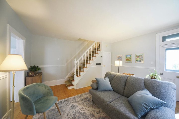 Cozy Glebe Coach House Perfect For Smaller Families - Gatineau