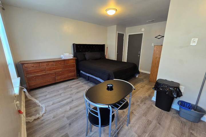 Tranquil Studio Apartment With Ac In Charming Camden Near Philadelphia - Camden, NJ