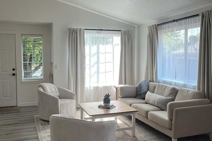 Peaceful, Single Level, 2 Kings: 3br Dundee Retreat - Dundee, OR