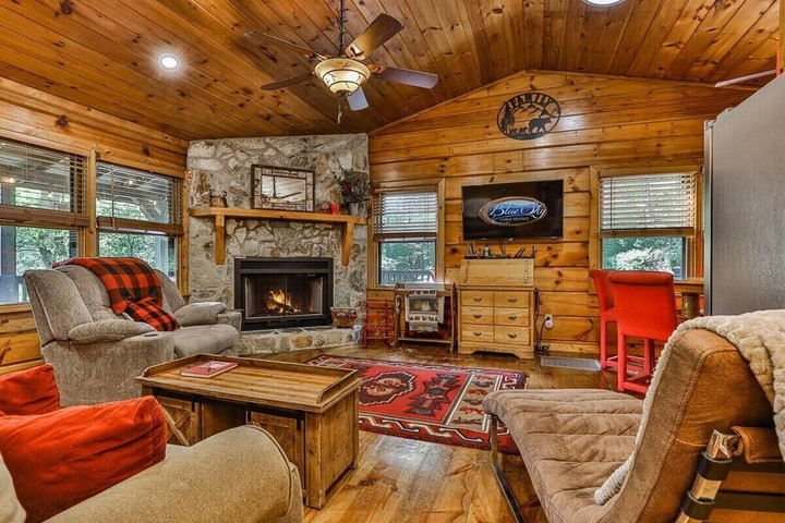 Creek Song Cabin | Ellijay, Ga - Ellijay, GA