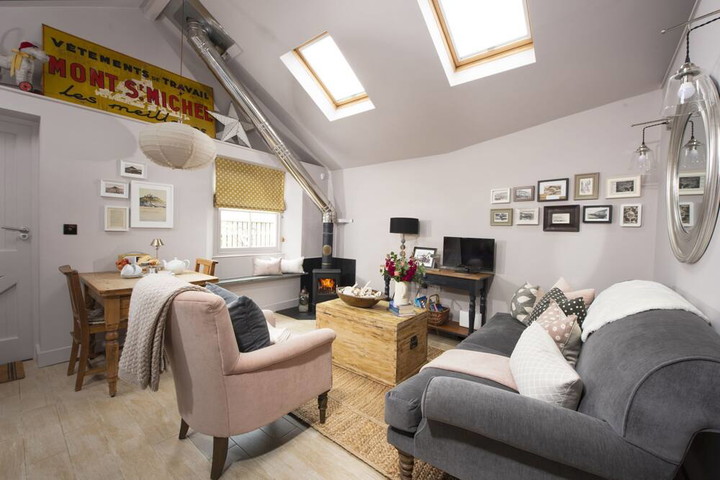 The Store Room - Dog Friendly, Courtyard, Parking - Mousehole
