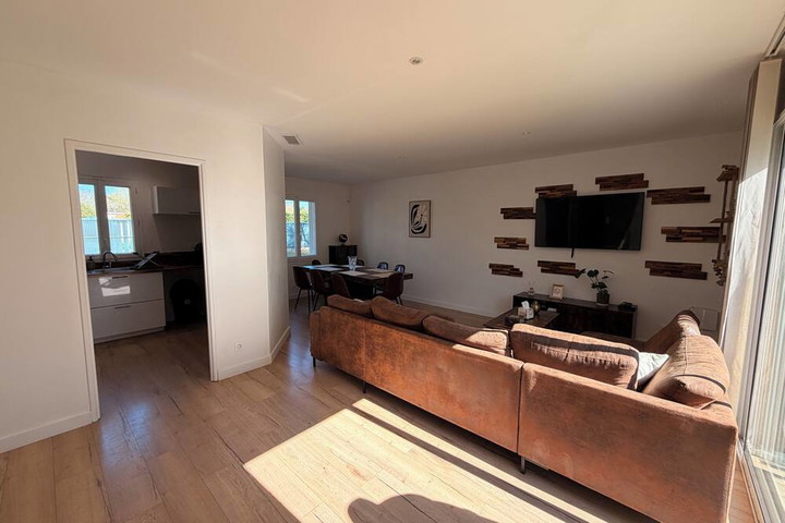 House With Swimming Pool, Ideal For Vacations & Professional Stays. - Pessac
