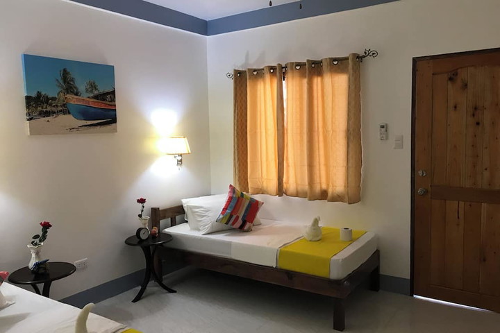 Beautiful, Spacious, Resort On The Beach Front. - Moalboal
