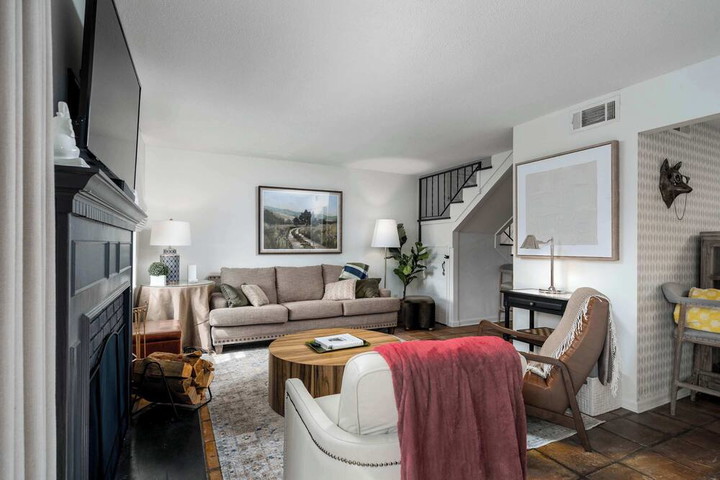 The Fox's Den | Spacious 3br Townhome Near Ua & Downtown - Tuscaloosa, AL