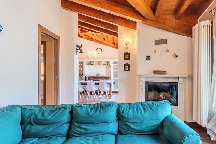 Confortable Appartement Pour 6 Personnes Avec Climatisation, Piscine, Wifi, Tv Et Terrasse - Dervio