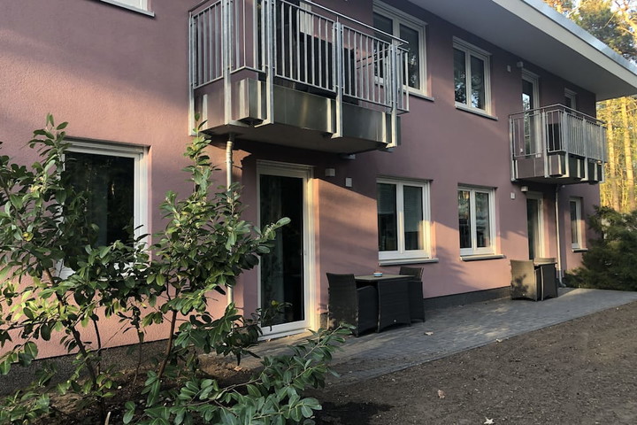 Ferien-apartment Mit Balkon - Am Stadtrand Von Berlin - Blankenfelde-Mahlow