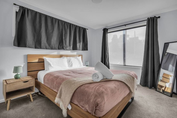 Retreat On Reid Street - South Coast