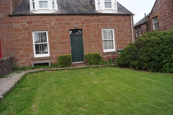 3-bed Pet-friendly Cottage With Garden - Aberdeenshire