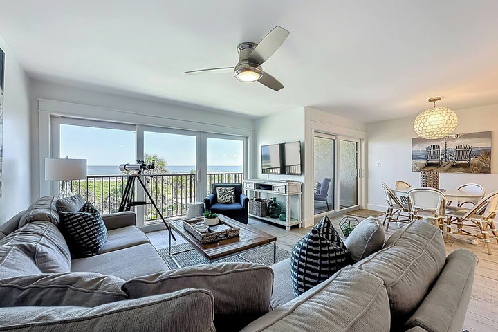 Exquisite Oceanfront Condo With Designer Finishes - Jacksonville Beach, FL