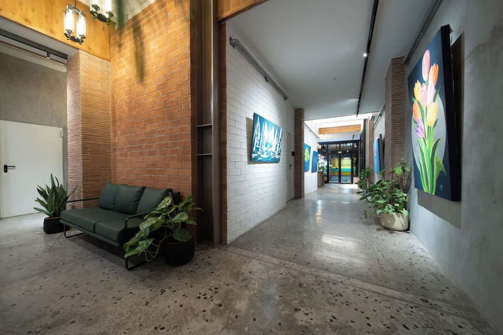 Apartment With Private Balcony - Panama City