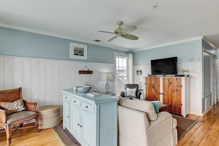 Ocean Views, Steps To Beach, Heated Pool Access! - Tybee Island, GA