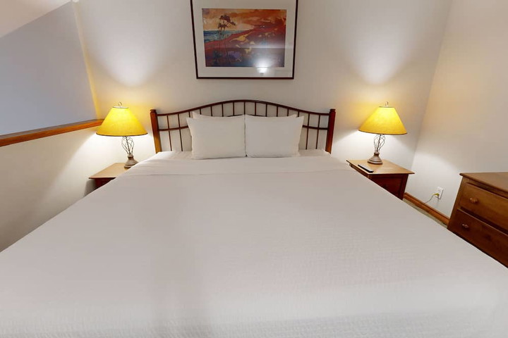 Hearthstone Lodge #222 - Sun Peaks Resort, BC