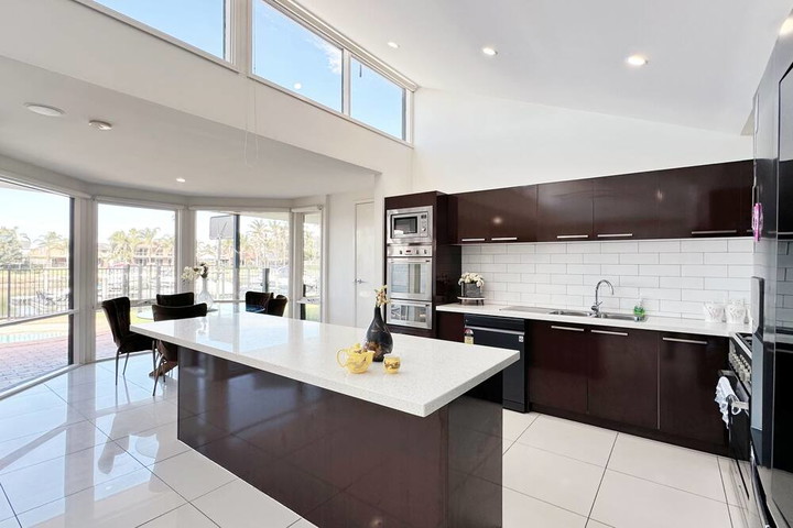 Lakefront/view/swimming Pool/6b4b/shopping Nearby - Mordialloc