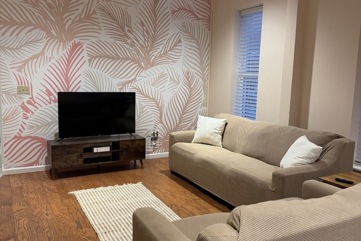 Stylish 2-bedroom Apartment With Wifi, Ac In Fabulous Downtown French Lick - French Lick, IN