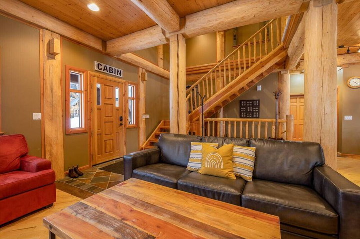 Christmas 2026 Available! 6 Bedrooms. Private Hottub. Short, Flat Walk To Lift. - Kimberley