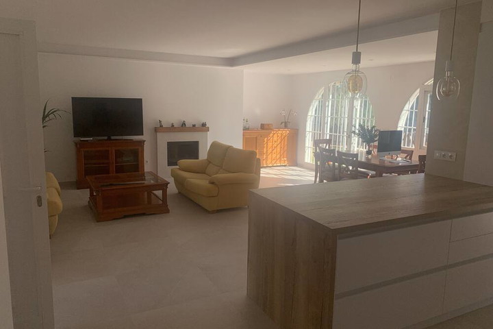 Villa Near The Sea (Less Than 200 Meters) With Private Pool. - Alicante