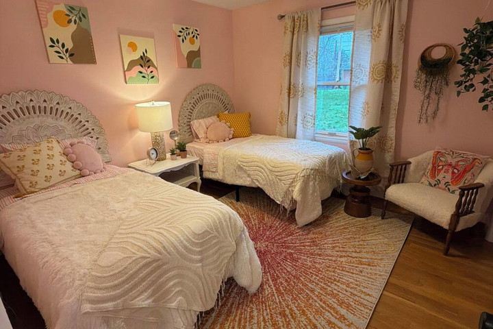 The Bluegrass Biscuit: Charming 4br Ranch Near Keeneland & Airport - Lexington, KY