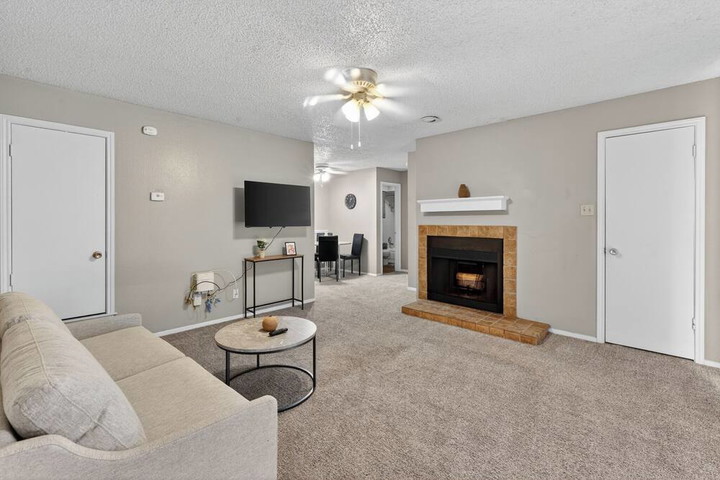 Modern Comfort In A 2-bedroom Layout - Lubbock, TX