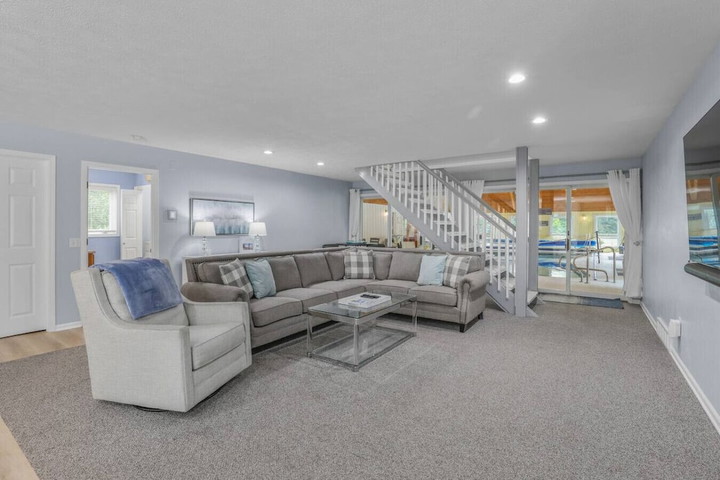 Indoor Pool By Lake Michigan Beaches & Grand Haven - Muskegon, MI