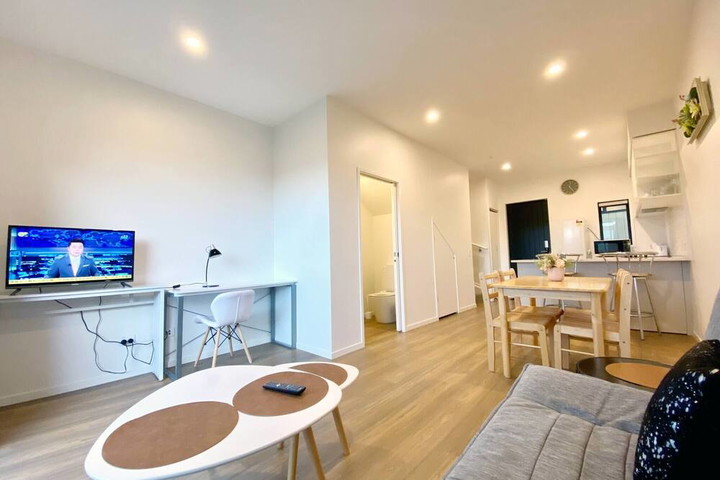 New Townhouse With View - Walking To Botany Center - Waiheke Island