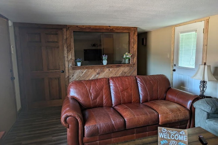 Private Fishing On Longhorn Ranch With Beautiful Views Sleeps 6 - Texas