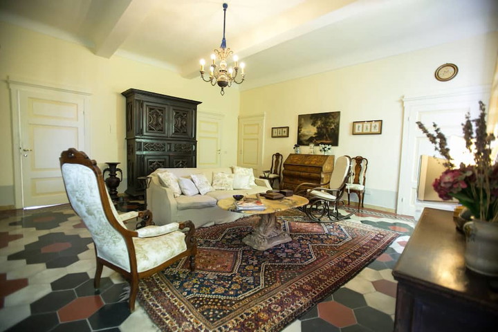Villa Ascara - Fifteen Bedroom Villa, Sleeps 30 - Monteriggioni