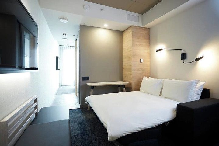 3 Stylish Spacious Rooms For Leisure Or Work W/ Nearby Dining & Entertainment - Longueuil
