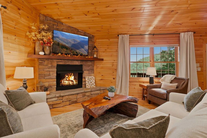 *New Listing* Mtn View Cabin W/hot Tub-fire Pit-hammock-sunroom - Boone, NC