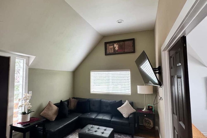 Exclusive South Hill Apartment With Ac In Puyallup - Tacoma, WA