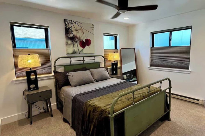 Brand New Loft In The Heart Of Downtown Bozeman! - Bozeman, MT