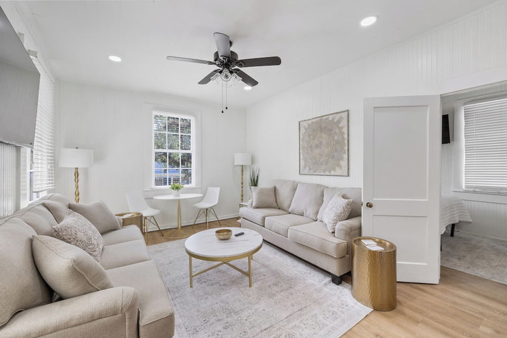 Luxury Home Midtown; Huge Backyard; Mardi Gras - Mobile, AL