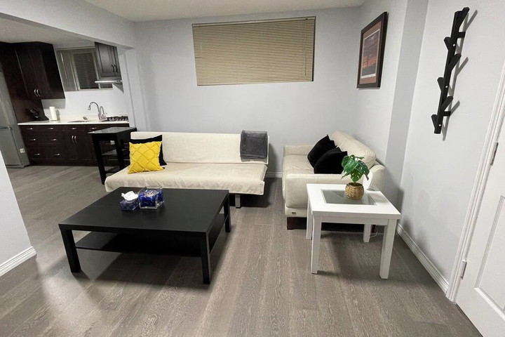 Spacious Guest Suite In Coquitlam - Coquitlam